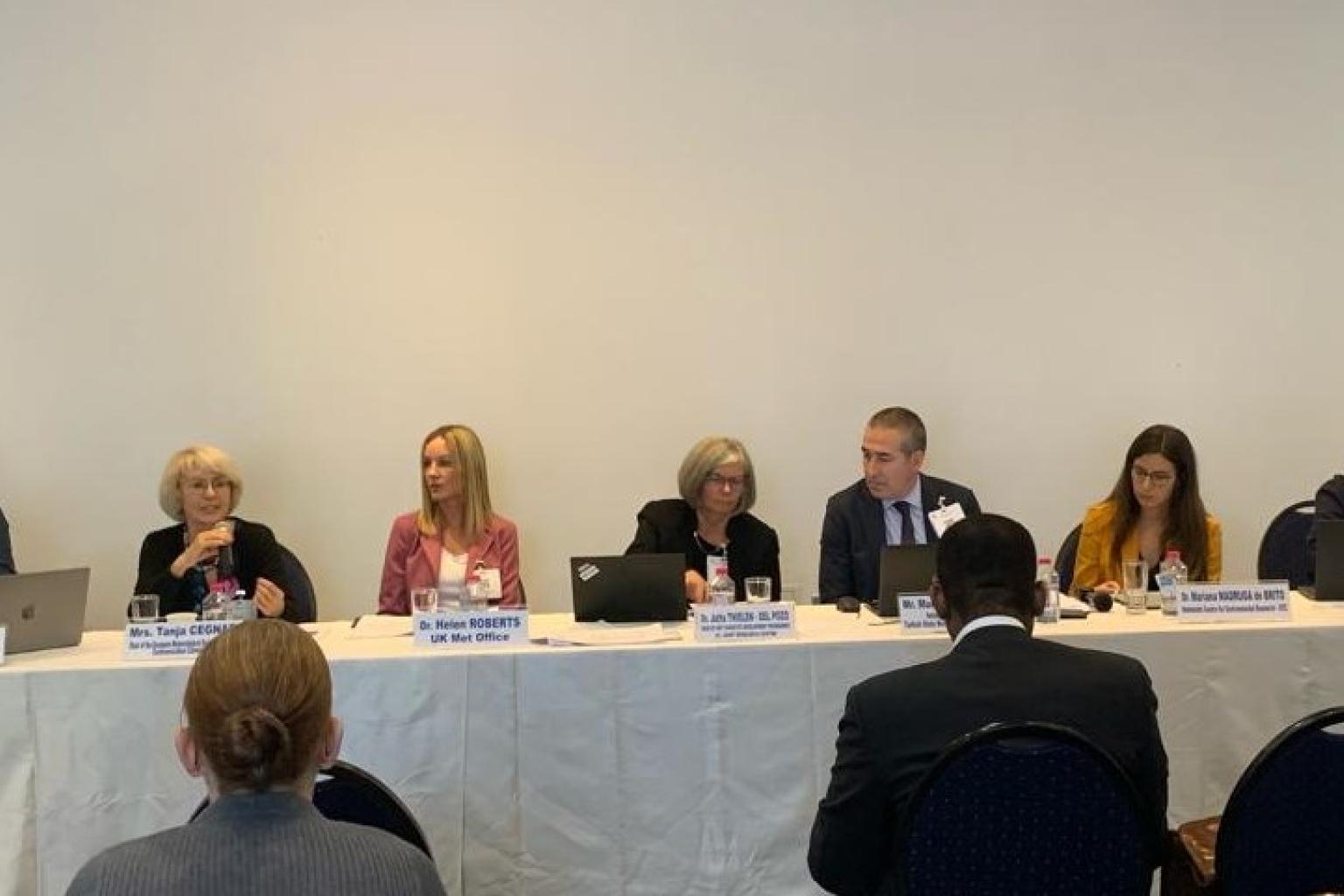 WMO RA VI Strategic Communication Team and European Meteorological Society Media & Communication ...